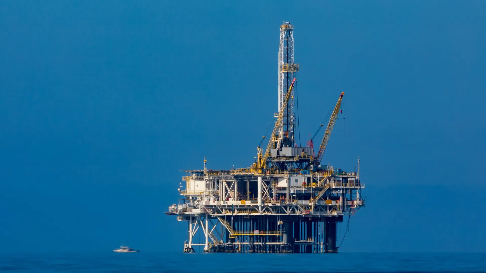 Oil in focus as Iran escalation risk persists